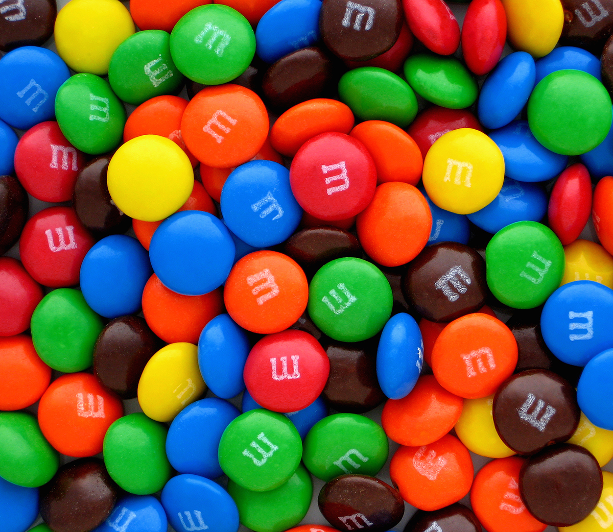 1.65Kg of M&Ms original (10 x 165g) £20 – HERO