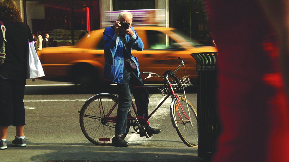 Legendary photographer Bill Cunningham dies aged 87 – HERO